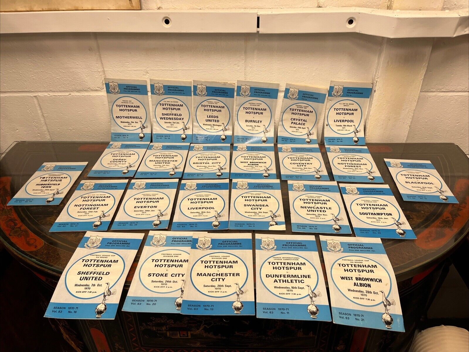 Tottenham Hotspur 1970-71 Season 25 Programmes – ANTIQUES & CHIC